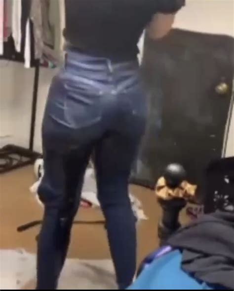Full Original Vid Jeans Wetting Omorashi Videos Omorashi