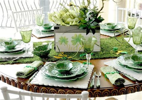 Kiss Me Im Irish Table Purple Chocolat Home Wedding Table Settings