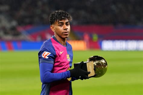 Lamine Yamal Thanks Xavi Flick After Winning Globe Soccers Emerging