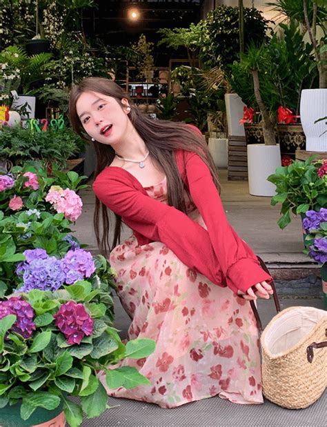 레드베리 봄신상여름원피스 봉숭아 핑크 쉬폰 꽃원피스 플라워 롱드레스 롱스커트 볼레로 숏가디건 크롭자켓 러블리 투피스 세트 청순 봄나들이 피크닉 20대 코디