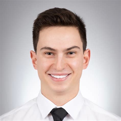 Alexandre Levasseur Pl Fin Spécialiste En Investissements Banque Scotia Linkedin