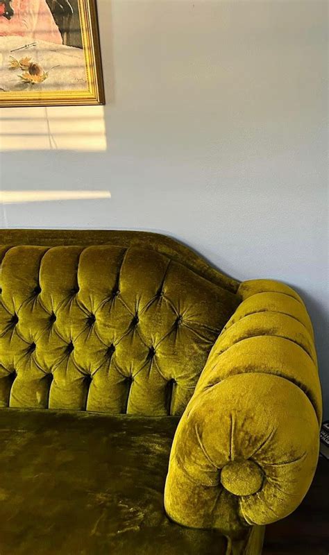 Moss Green Velvet Bob And Sheri