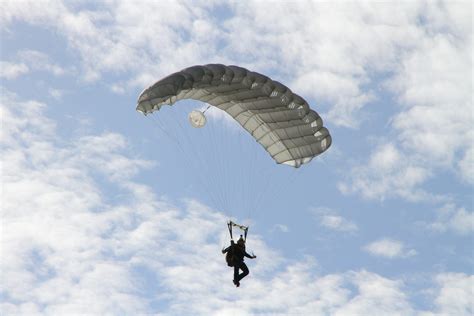 High Altitude Skydiving Skyeagle Parachutes