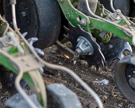 The Slow Evolution Toward Real Time Variable Rate Fertilizer Country Guide The Slow Evolution Toward Real Time Variable Rate Fertilizer Country Guide