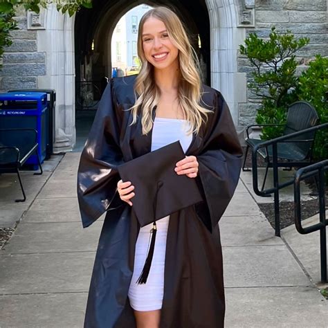 Madison Neilson Linkedin