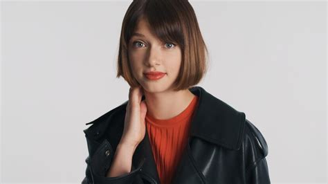 Model Rambut Pendek Wanita Yang Beri Kesan Fresh Dan Menarik