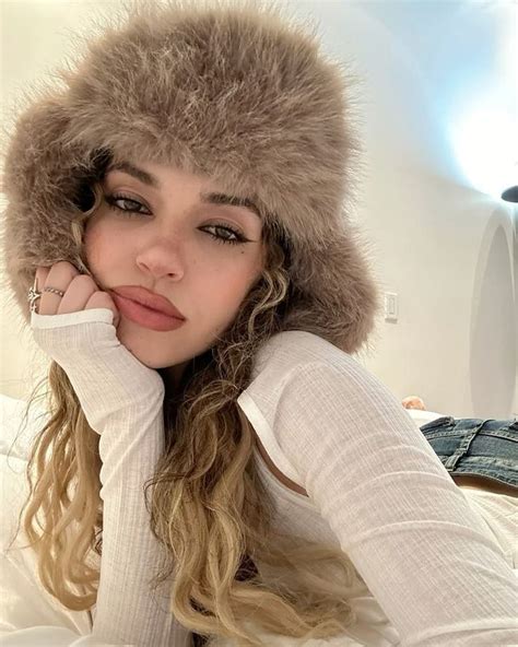 Daniela Ig ♡ Singer Celebrities Danielaicons