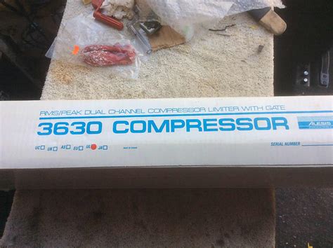 Alesis 3630 Compressor Limiter Reverb