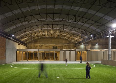 N10 Sports Facility By Comoco Architects