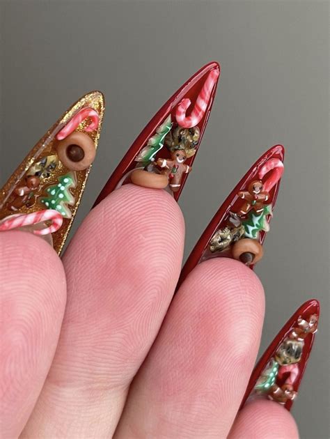 45 Festive Christmas Nail Ideas To Try This Season Ongles Stylés