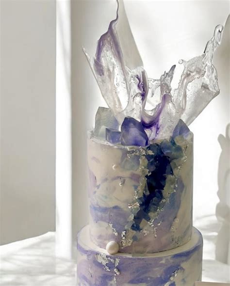 브릴랜드 생화케이크 주문제작케이크 웨딩케이크 돌잔치케이크 연예인서포트케이크 Lumigems 루미젬스 Lumière빛 Gems보석 빛나는 보석이라는