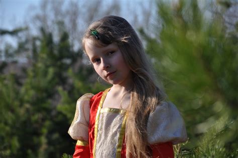 Во взгляде дочки лучезарный свет Серж77 Стихи ру