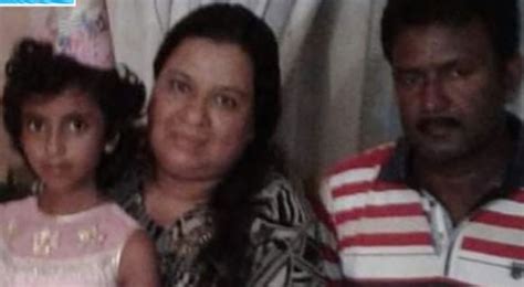 හලාවත නිවසක එකම පවුලේ මව පියා සහ දියණිය තියුණු ආයුධ වලින් පහරදී මරා නිවස තුළම පුළුස්සලා