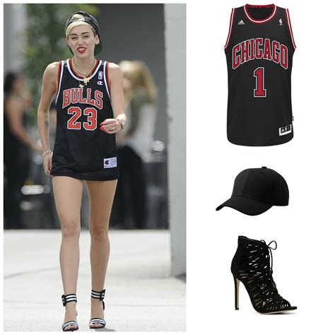 Miley Cyrus Halloween Costume 23