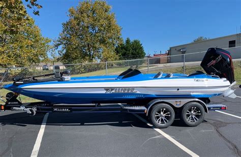 Allison Xb 21 Prosport Can One Boat Do It All — Wave To Wave