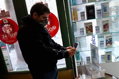Cuáles son los peligros de utilizar los códigos QR y cómo evitarlos Infobae