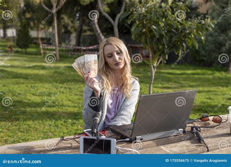Female Blond Blogger Demonstrates Money Earned Stock Image Image Of Earned Female 175556675