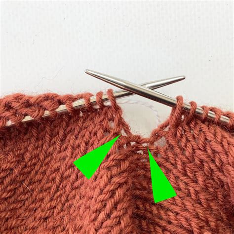Tutorial Avoiding Holes At The Underarm With Top Down Sweaters La Visch Designs