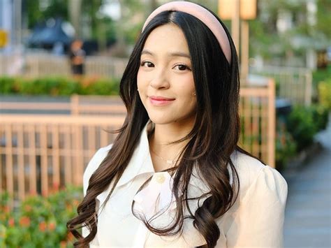 Profil Dan Biodata Eca Aura Alias Elsa Japasal Inspirasi Shopee