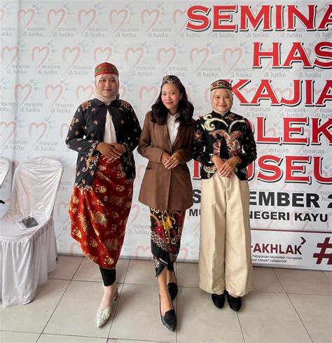 Mahasiswi Politeknik Bisnis Lpp Quantum Raih Prestasi Pada Lomba Pemandu Museum Kayu And Pemandu