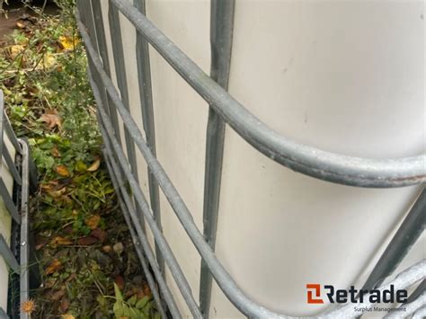 IBC Container til salg På Retrade kan du købe brugt udstyr maskiner køretøjer og andet