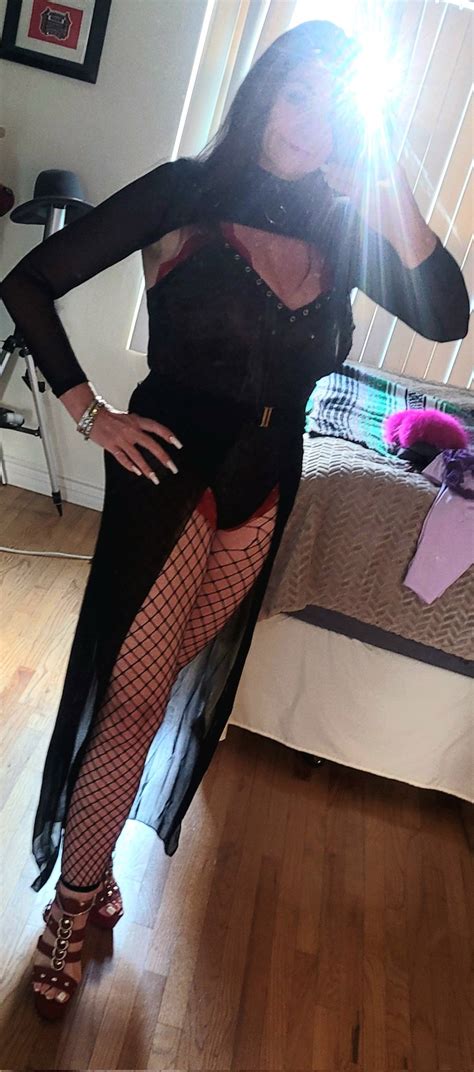 Toetal Solemate On Twitter Meet Your Goddess Footfemdom Femdom Goddess Queen Bdsm Https
