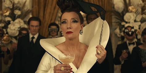 Cruella Emma Thompson Pinpoints The Source Of Her Villain S Wickedness