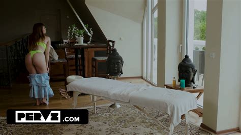 Getting Naked For The Massage Deep Reach Pleasure Ending In Blowjob