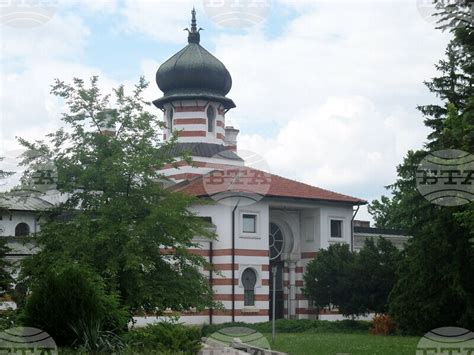 Фасадата на галерия в Плевен ще бъде осветена в различни цветове за Световния ден на редките