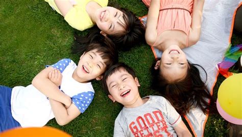 国际公益组织报告:中国儿童童年生存环境居亚洲发展中国家之首界面新闻 · 中国 国际公益组织报告:中国儿童童年生存环境居亚洲发展中国家之首界面新闻 · 中国