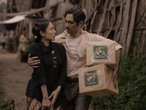 Mampu Taklukkan Jeng Yah Si Gadis Kretek Begini 8 Fakta Kehidupan Asli Aryo Bayu