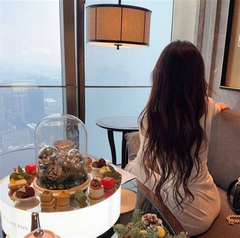 Dancing Sexy Girls Facebook