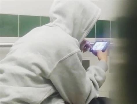 Quay L N Wc Thisvid Com