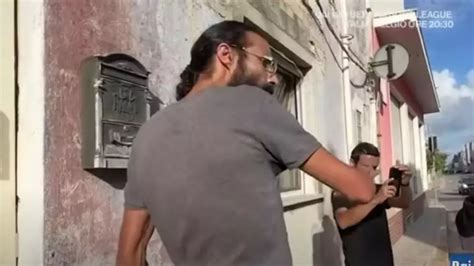 Gigolo Guru Fratele Lui Iisus Arestat în Italia