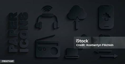네트워크 클라우드 연결 클라우드 기술 데이터 라디오 파일 전송 업로드 및 스마트 헤드폰 시스템 아이콘을 설정합니다 벡터 0명에 대한 스톡 벡터 아트 및 기타 이미지 Istock