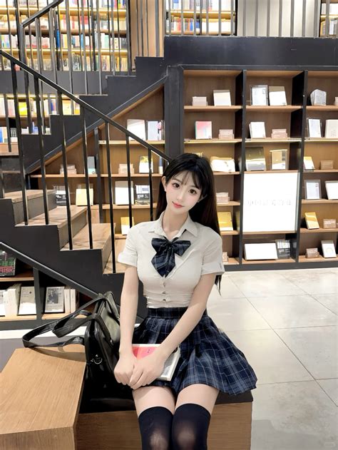 喜欢男大的图书馆瑜伽裤吗