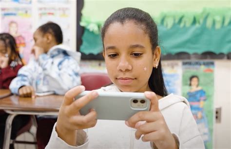 Unveiling The Future Genais Confluence With Virtual Reality And Augmented Reality By Ajay