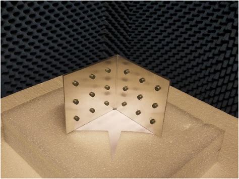experimental dihedral corner reflector with arrays of drs bonded to the
