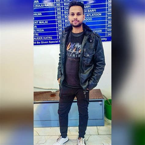 Fuzail Khan Fuzail7567 • Threads Say More