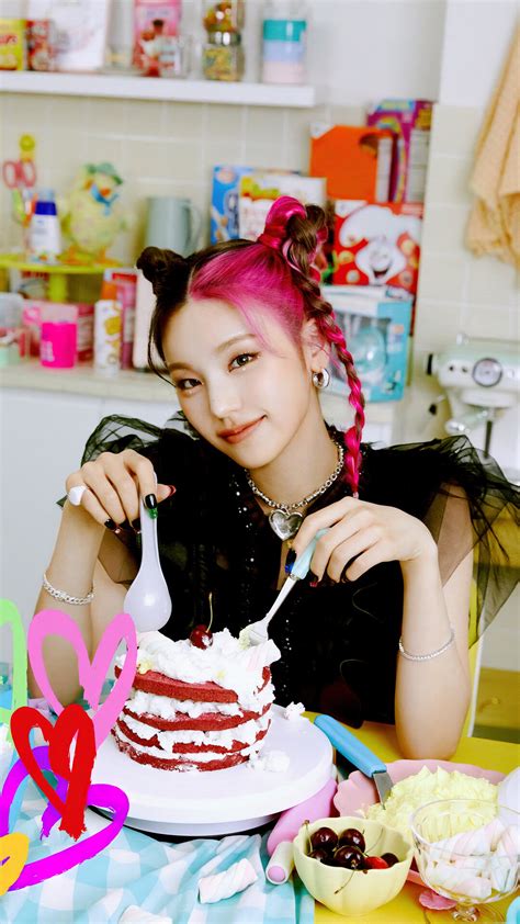 Itzy Kpop Loco Lia Choi Ji Su Hd Phone Wallpaper Rare Gallery