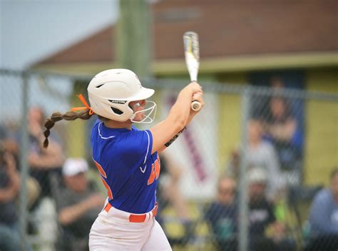 Bekah Duck And Lady Rebels Best Katee Owens And Lady Govs In Pitchers