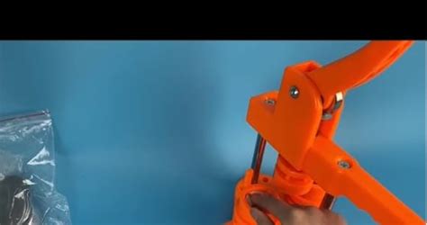 happizza button maker machine multiple sizes pin maker