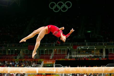 Laurie Hernandez Beam Final Laurie Hernandez Olympics Gymnastics Team