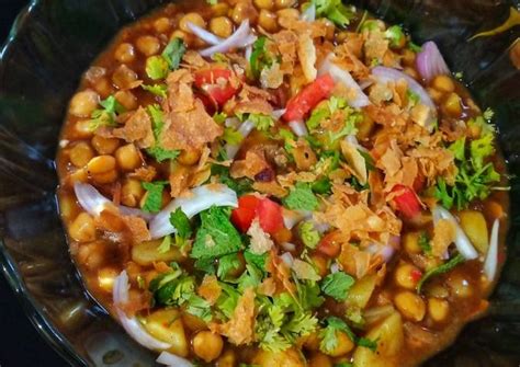 Kathiwari Chola Chat Recipe By Umme Ali Cookpad