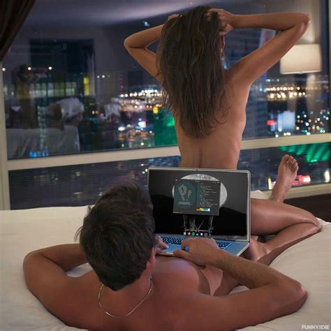 She Doesn T Know I Use Linux R Linuxmemes