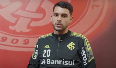 Keiller Voltará Ao Internacional Em 2025