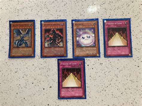 Pyramid Of Light Card Effect