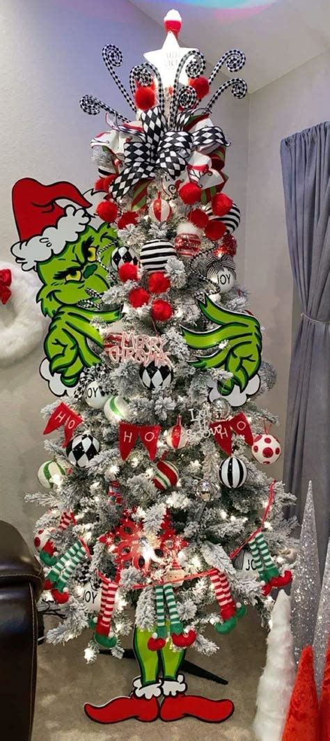 Snoopy Tree Topper Snoopy Christmas Tree Christmas Tree Themes Christmas Tree Toppers