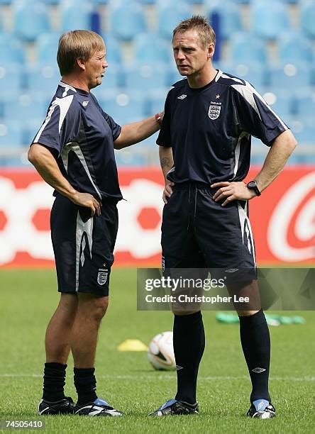 Coach Steve Wigley Photos And Premium High Res Pictures Getty Images