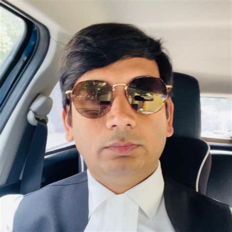 Pradeep Tripathi Advocate